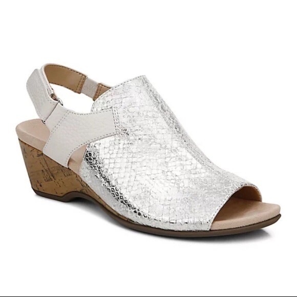Vionic | Shoes | Vionic Paradise Tatiana Leather Wedge Heel Sling Back ...